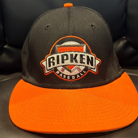 Under Armour | Accessories | Ripken Baseball Under Armor Velcro ...